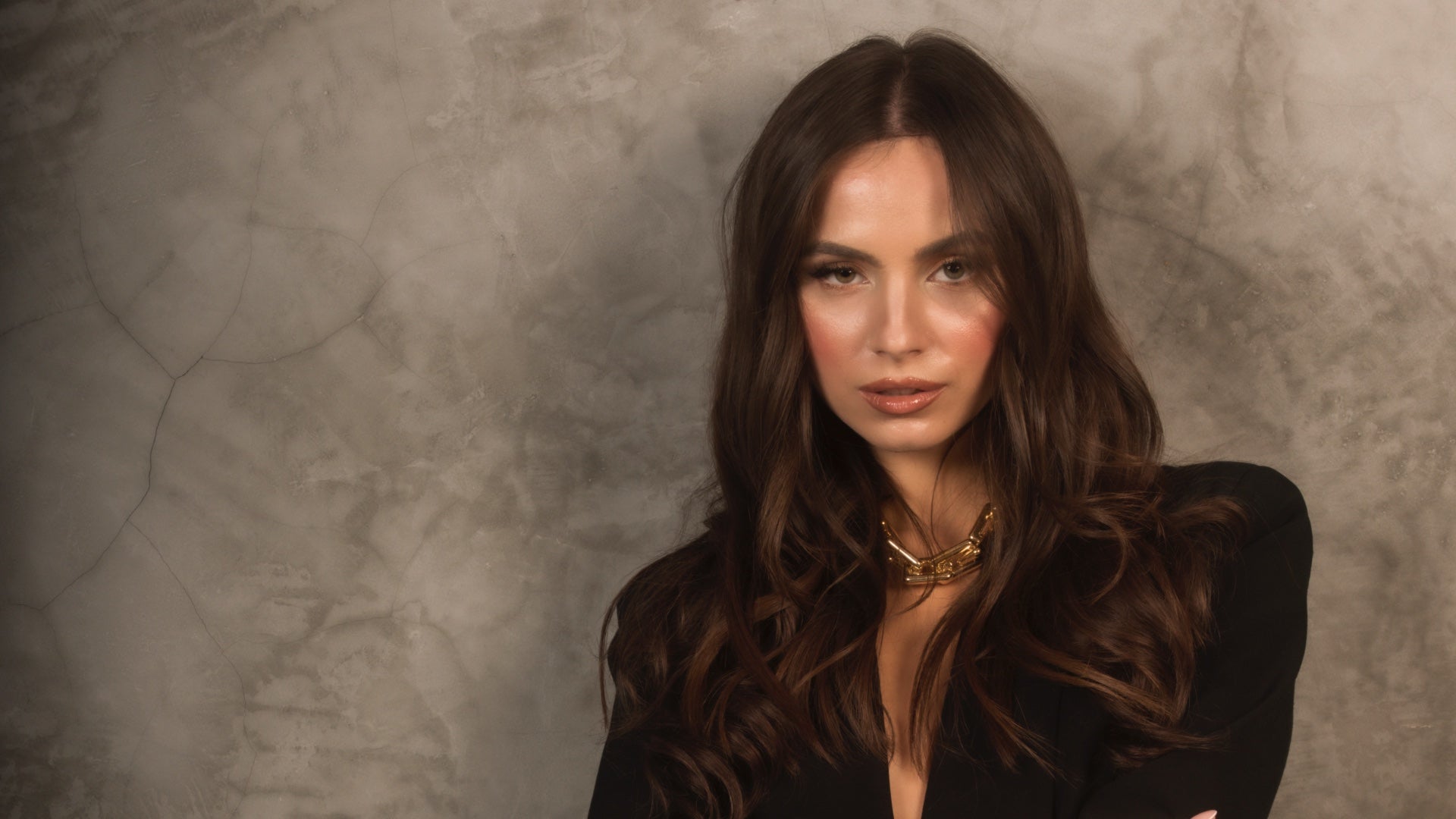 SHE Professionals | Shop B2B – SHE Hair Extension Pro